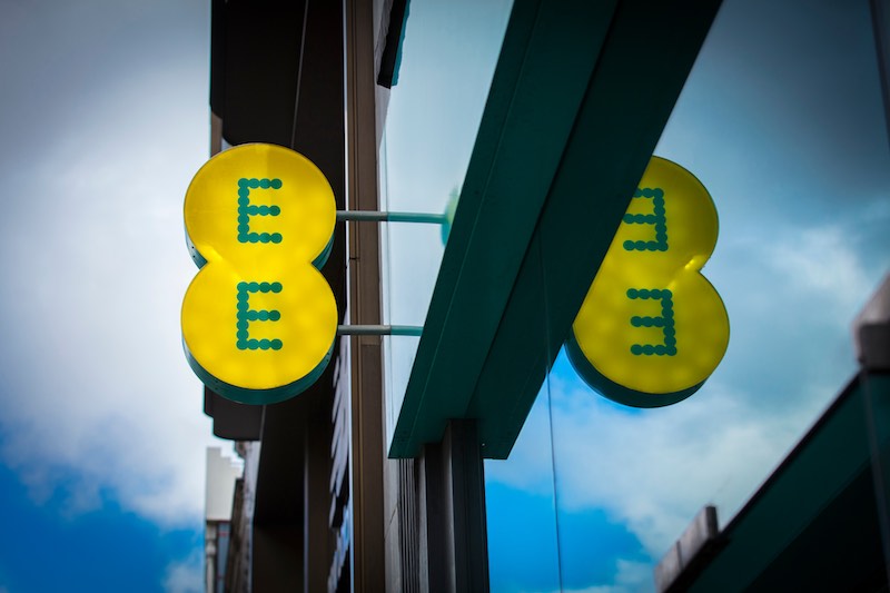 EE Can’t Claim to Have “Unbeatable” Network, Watchdog Rules - Simply Switch